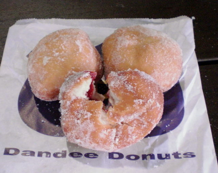 Dandee Donuts
